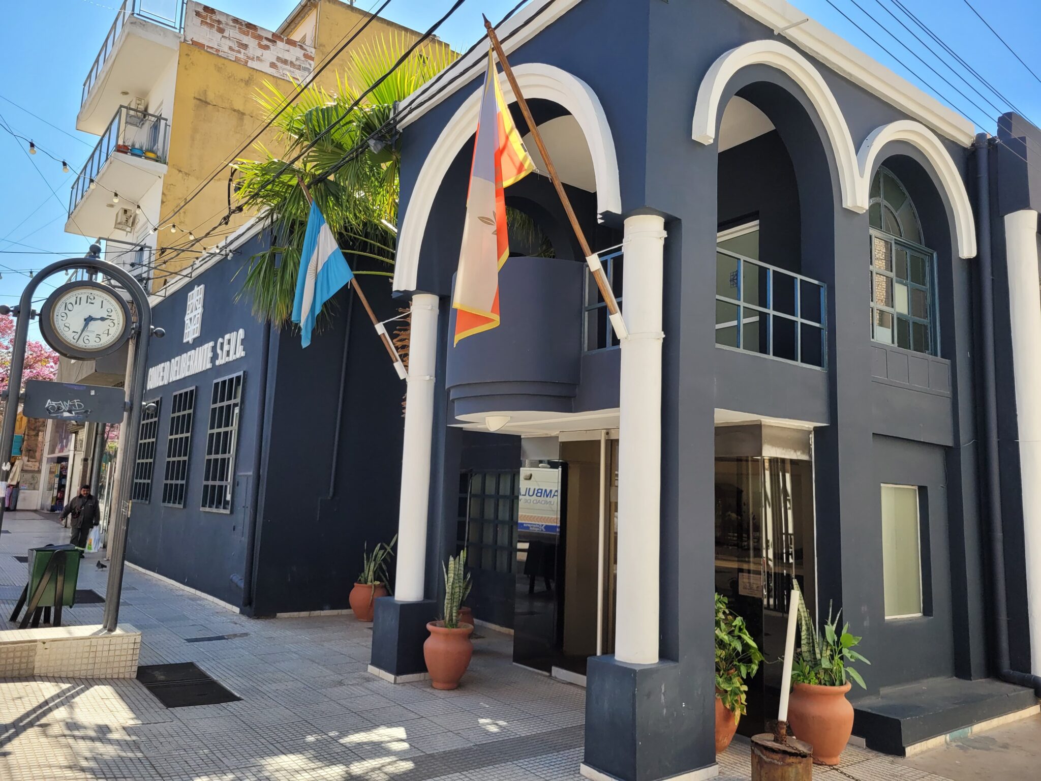 En la previa al aguinaldo, LLA pide "igual remuneración por igual tarea ...